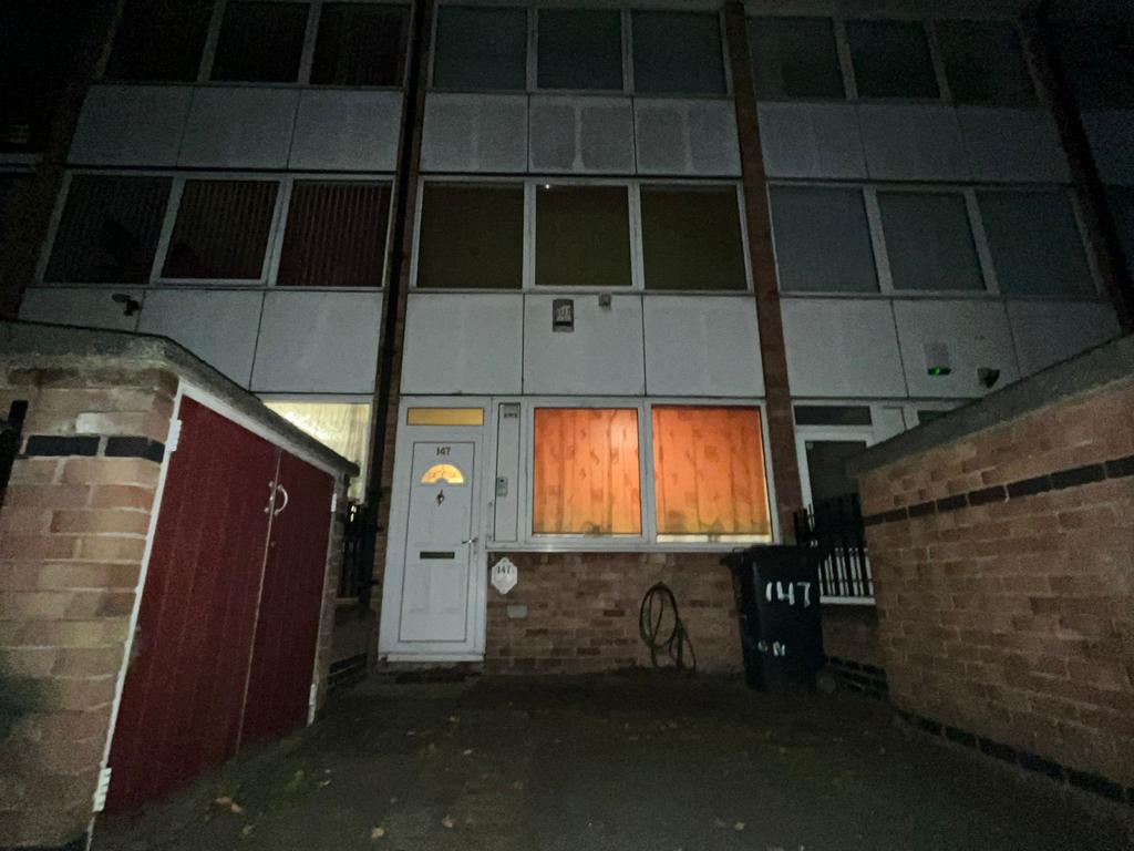 Brandon Street 3 bed maisonette for sale - £210,000