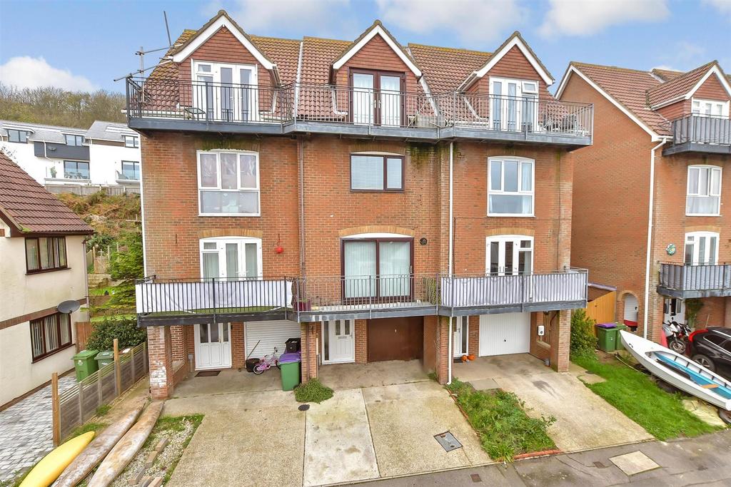 Battery Point, Seabrook, Hythe, Kent 4 bed townhouse for sale - £430,000