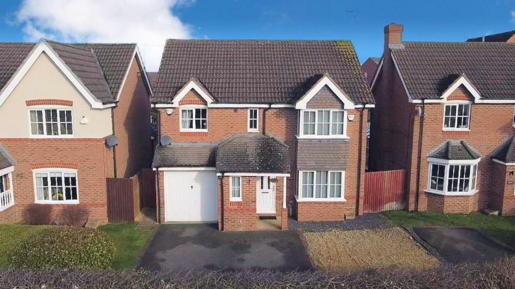 Foxfield Way, Grange Park... 4 bed detached house - £425,000