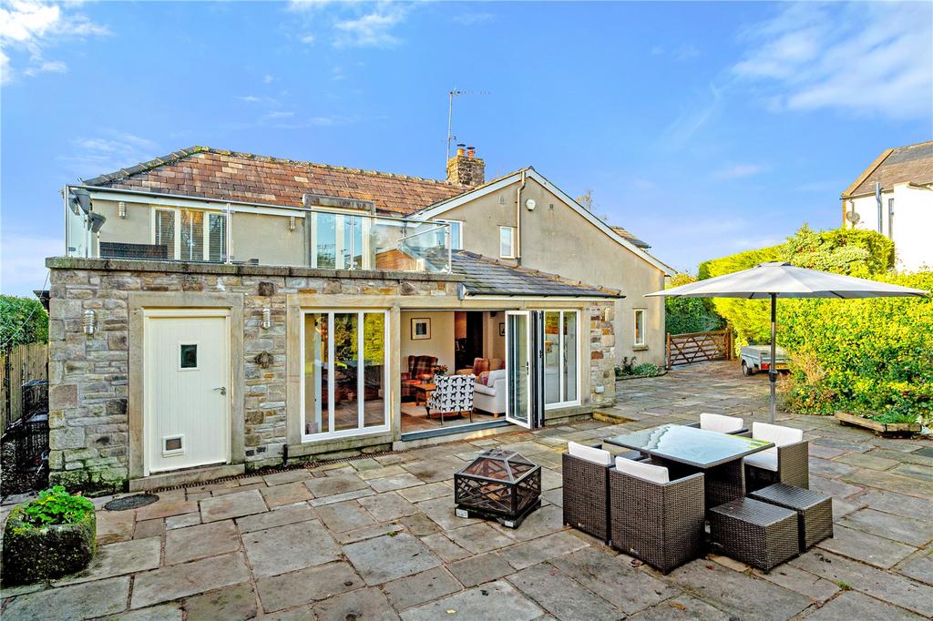 Lovely Hall Lane, Salesbury, BB1 4 bed semi-detached house for sale - £ ...