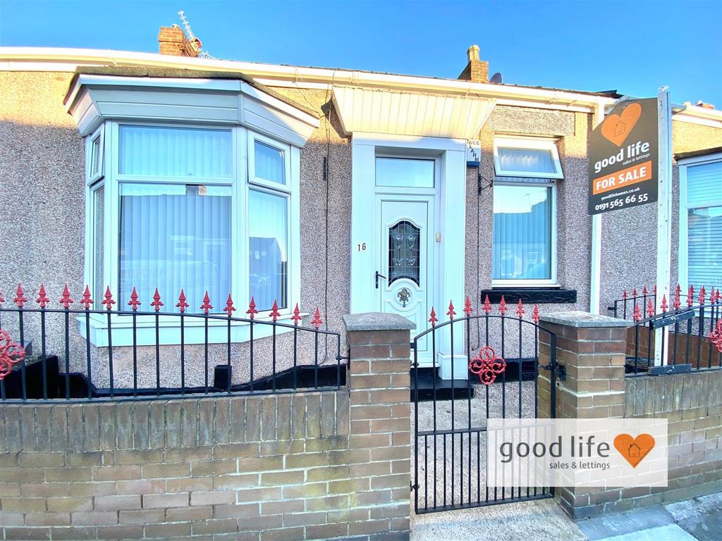 John Candlish Road, Sunderland SR4 3 bed terraced house for sale - £110,000