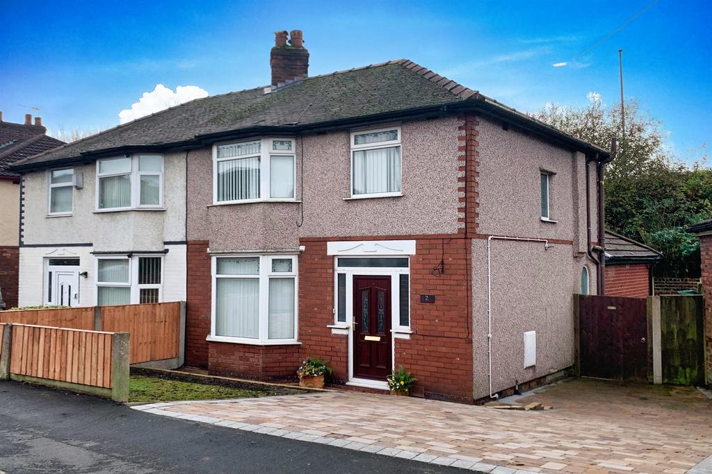 Runcorn, WA7 3 bed house for sale - £180,000