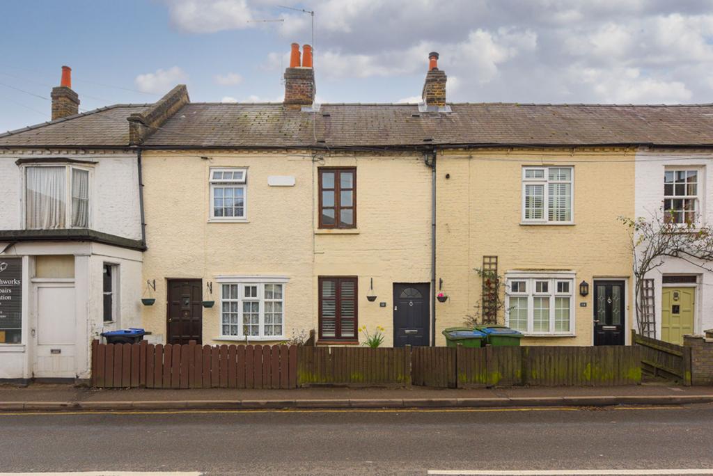 Walton Road, East Molesey, KT8 2 bed terraced house - £450,000