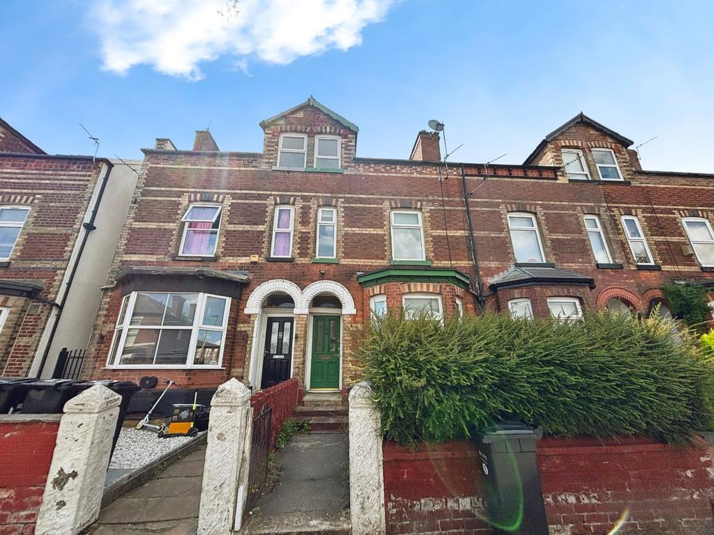 Bloom Street, Stockport, SK3 House share - £635 pcm (£147 pw)