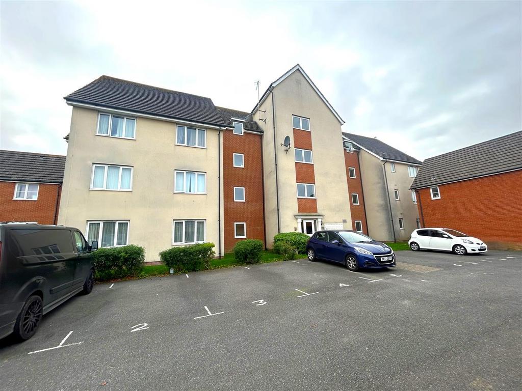 Stammer Road, Wick, Littlehampton 2 bed flat - £1,100 pcm (£254 pw)