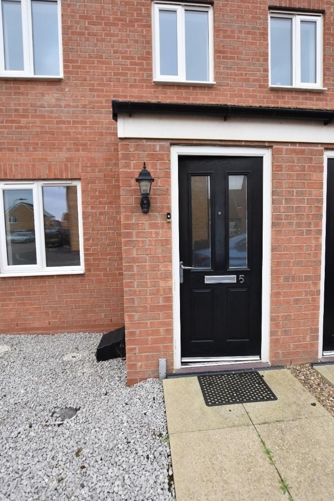 Orfeus Drive, Stanground Cardea... 3 bed semi-detached house to rent ...