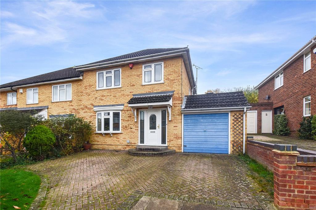 Grangewood, Bexley, Kent, DA5 3 bed semi-detached house for sale - £595,000