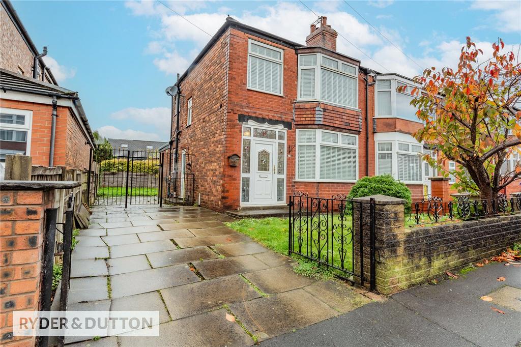 Rathbourne Avenue, Blackley... 3 bed semi-detached house - £250,000