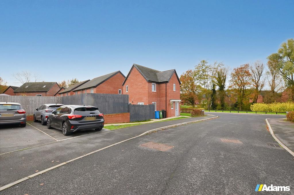 Sonoran Close, Runcorn 3 bed detached house - £240,000