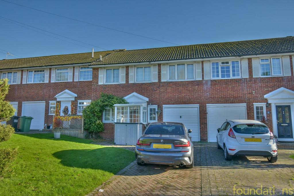 Tiverton Drive, Bexhill-on-Sea, TN40 3 bed terraced house - £365,000