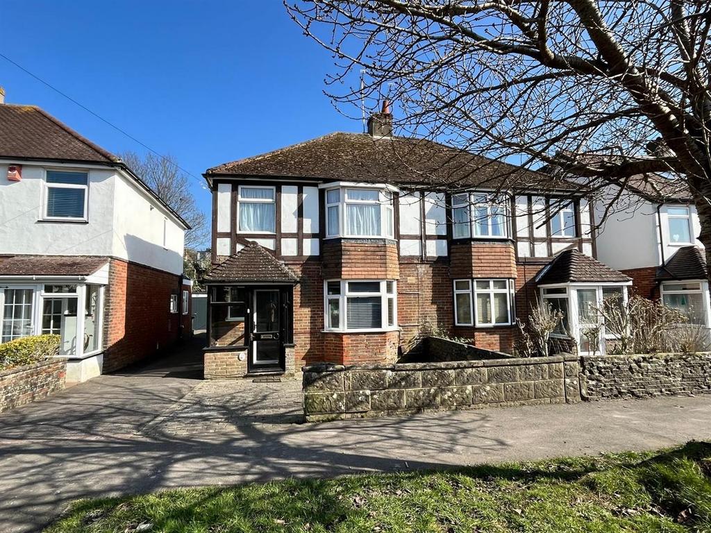 Vale Avenue, Patcham, Brighton 3 bed semi-detached house for sale - £ ...