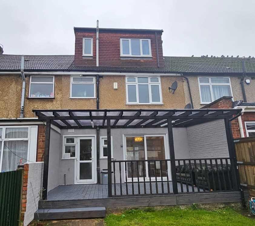 Tennyson Avenue, Kingsbury 4 bed terraced house - £2,900 pcm (£669 pw)