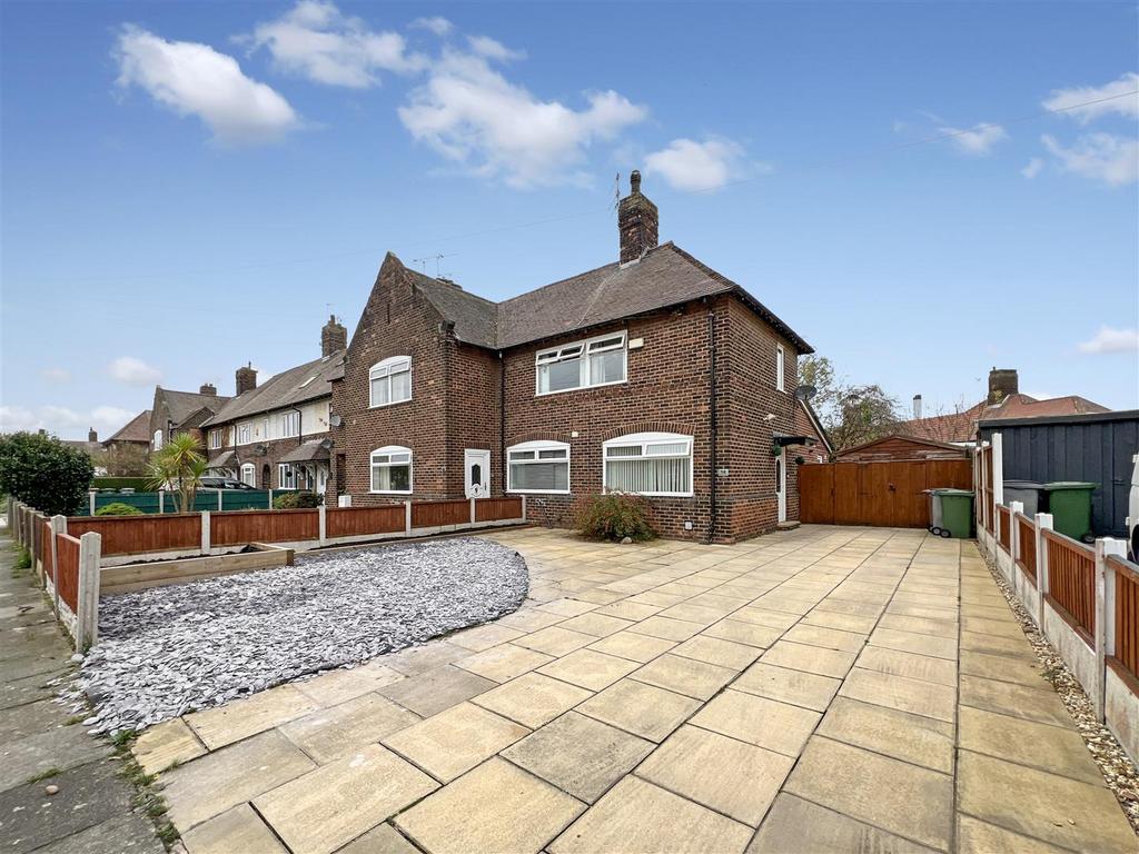 Terminus Road, Bromborough, Wirral 3 bed end of terrace house - £229,995