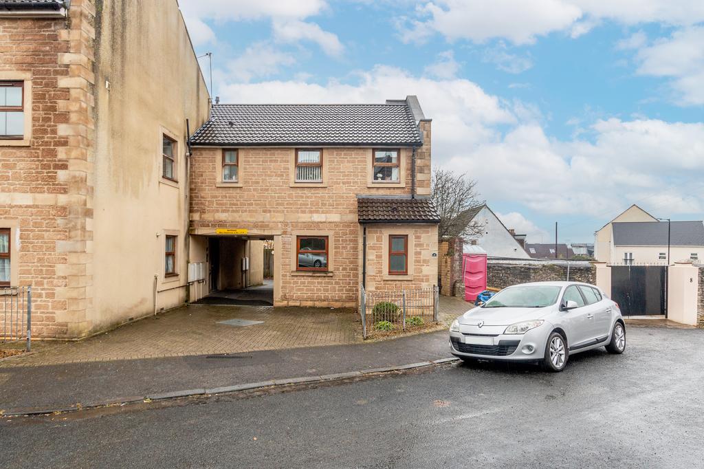 14 Talbot Road, Bristol BS4 1 bed flat for sale - £190,000