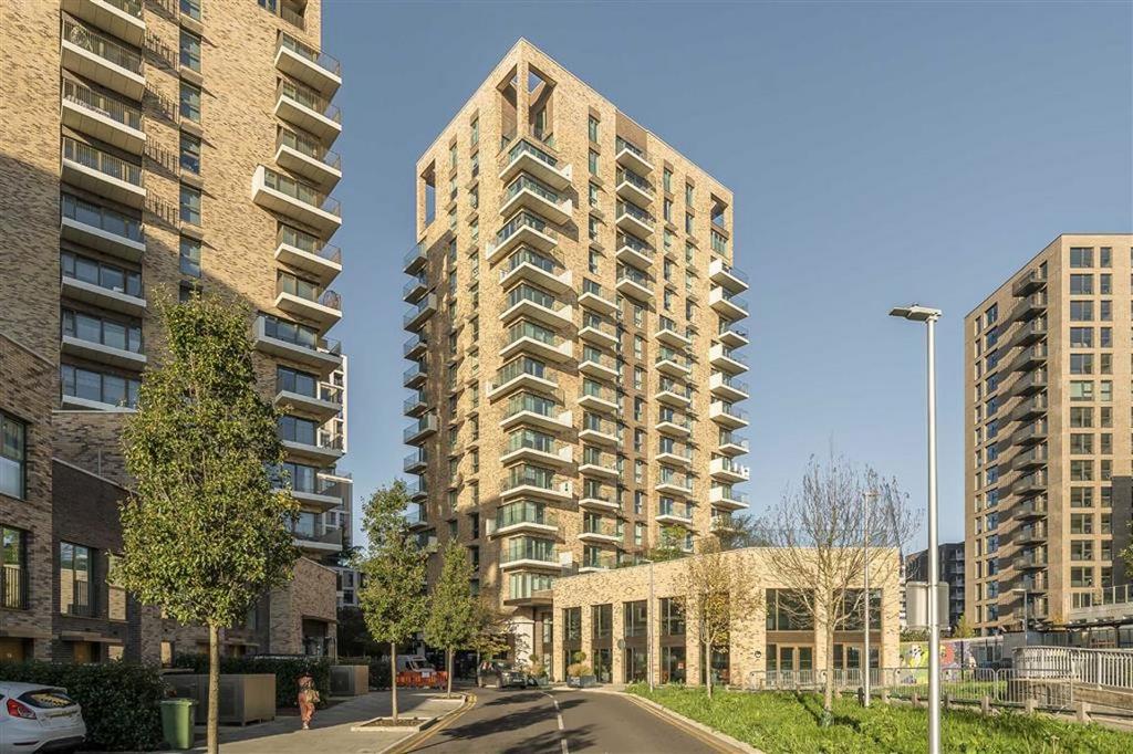 Plowden Road, London SE3 1 bed flat for sale - £350,000