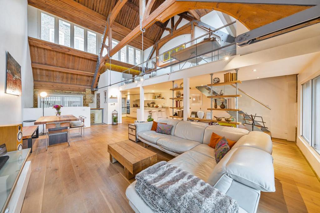 Cormont Road, England SE5 3 bed house for sale - £980,000