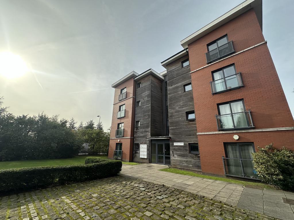 Frappell Court, Central Way... 2 bed apartment for sale - £120,000