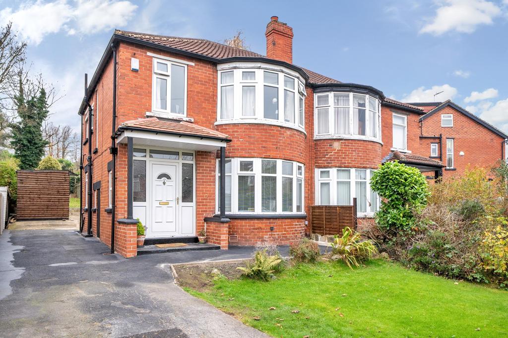 Kedleston Road, Leeds LS8 3 bed semi-detached house for sale - £375,000