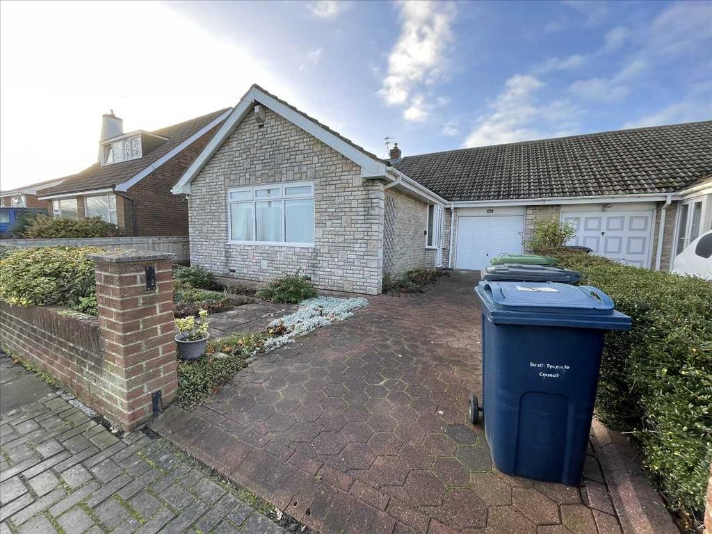 Hedworth Lane, Jarrow 3 bed bungalow - £225,000