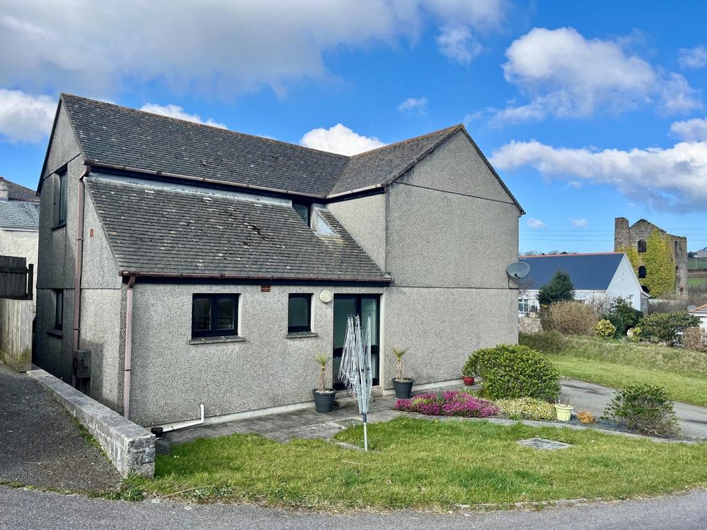 Lower Carnkie, Redruth 3 bed detached house for sale - £285,000