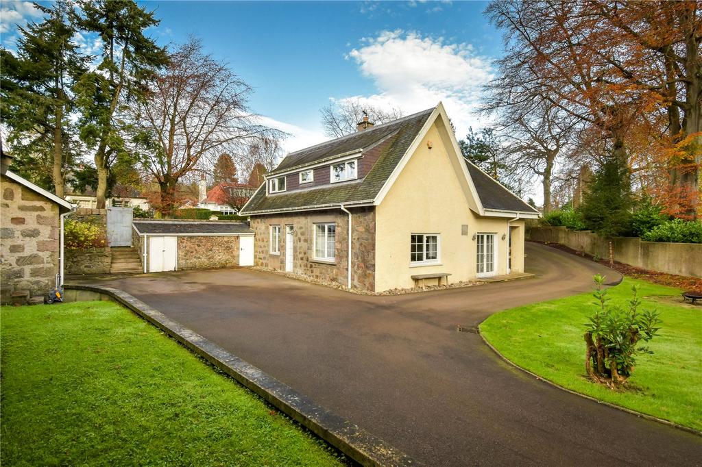 Garth Lodge, Inchgarth Road... 3 bed detached house - £435,000