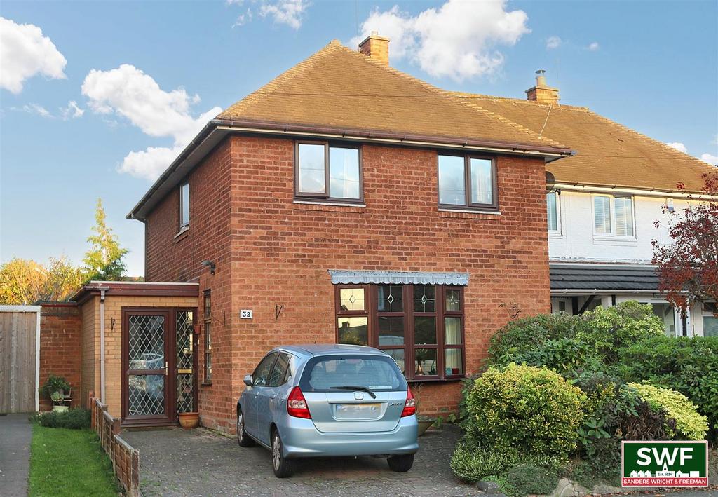 Ashenden Rise, Castlecroft 3 bed semi-detached house for sale - £230,000