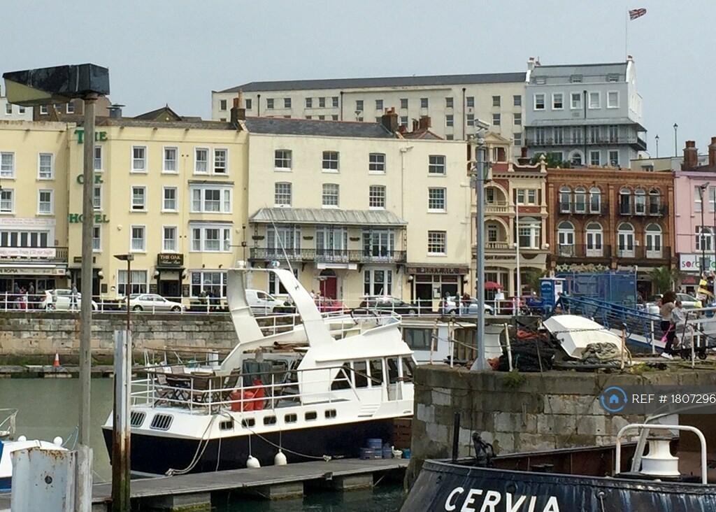 Harbour Parade, Ramsgate, Kent 1 bed flat - £1,150 pcm (£265 pw)