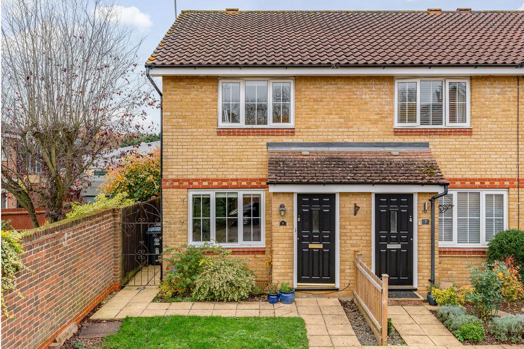 Ascot Terrace, Ware SG12 2 bed end of terrace house for sale - £318,750
