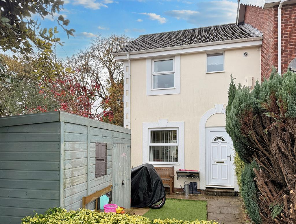 Kings Coombe Drive, Kingsteignton... 2 bed end of terrace house - £235,000