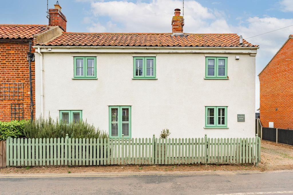Waxham Road, Sea Palling, NR12 4 bed end of terrace house for sale - £ ...