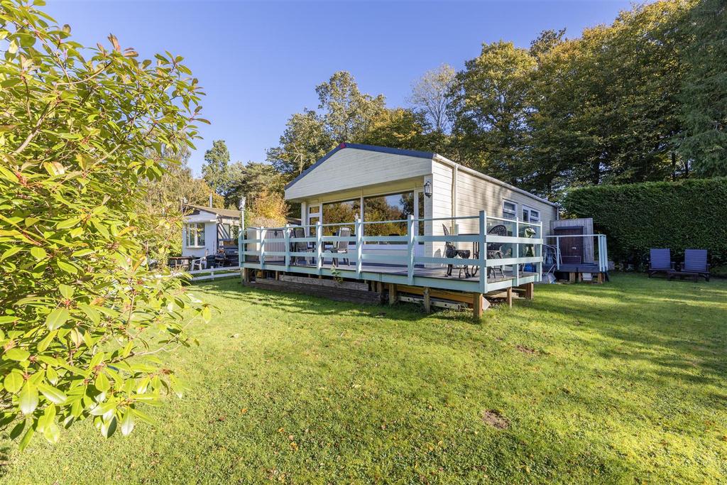 Sleepy Valley, Holton IP19 2 bed mobile home for sale - £90,000