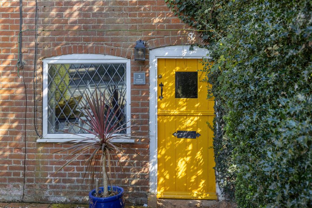 Optney Cottages, Darsham IP17 2 bed terraced house for sale - £240,000