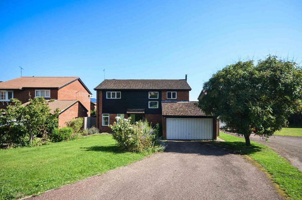 Malvern WR14 4 bed detached house - £2,000 pcm (£462 pw)