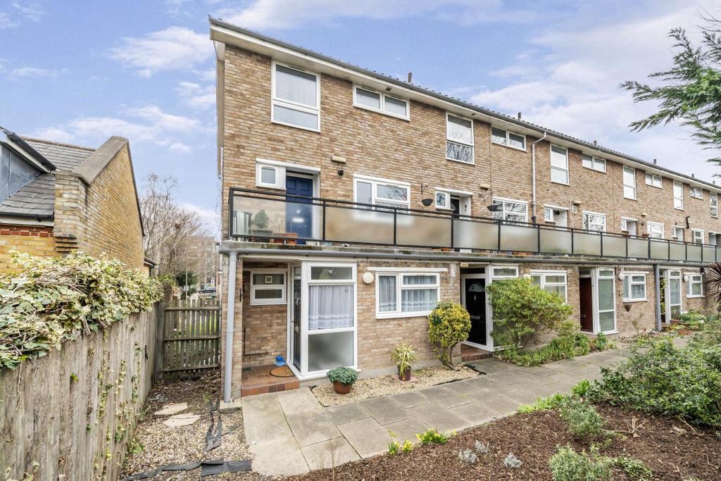 Hanford Close, Southfields, London, SW18 1 bed flat for sale - £325,000