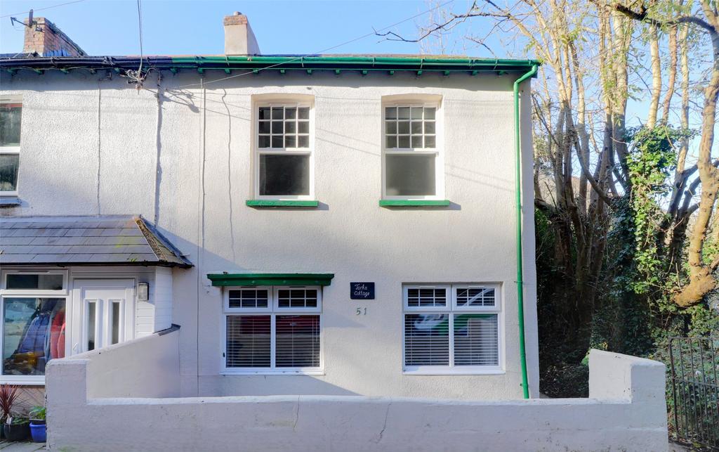 Slade Road, Ilfracombe, Devon, EX34 2 bed end of terrace house - £225,000