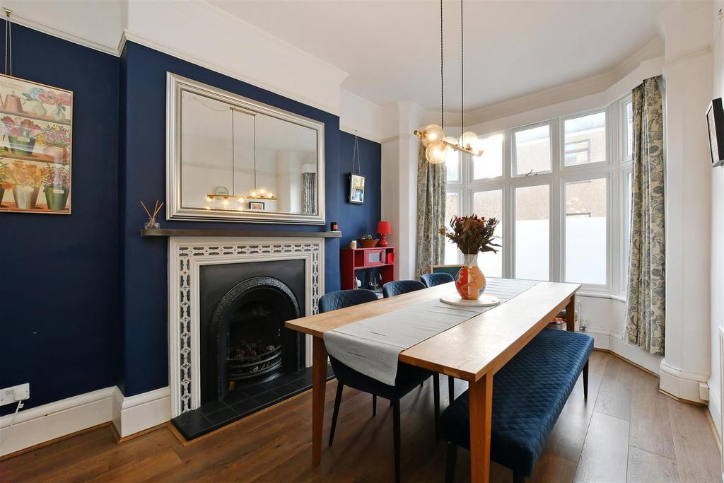 Machon Bank Road, Nether Edge S7 3 bed house - £355,000