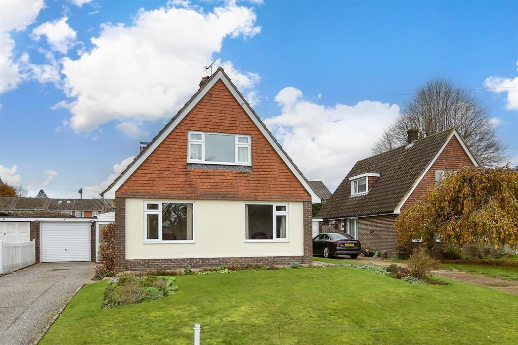 Southridge Rise, Crowborough, East... 3 bed chalet - £450,000