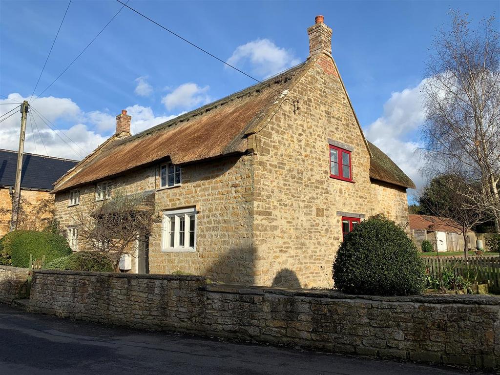 Shiremoor Hill, Merriott 3 bed detached house for sale - £650,000