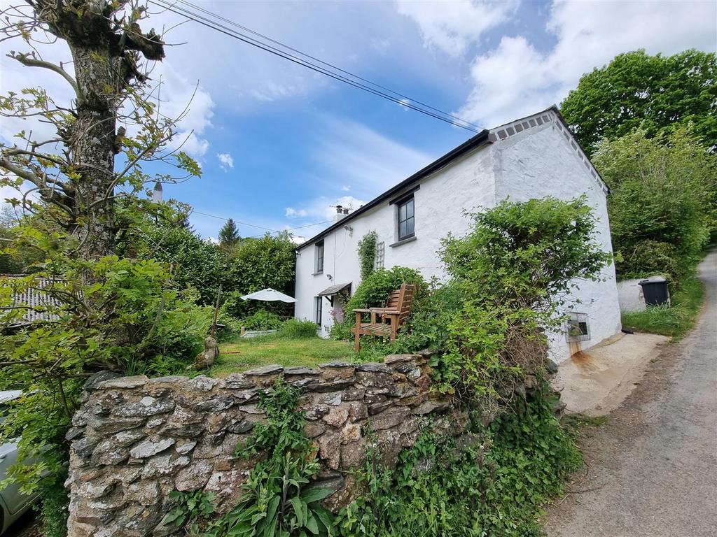 Trebullett, Launceston 3 bed cottage for sale - £315,000