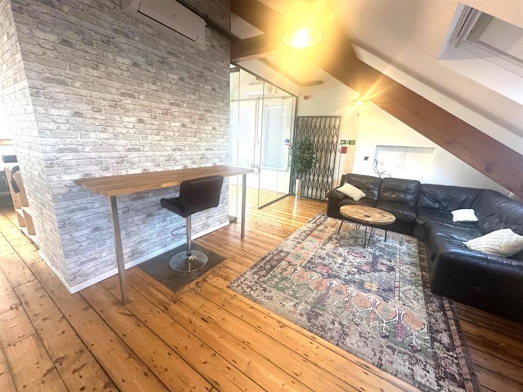 Call Lane, Leeds Office to rent - £16,950 pcm (£3,912 pw)