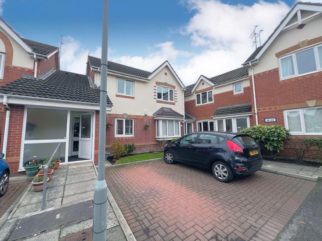 Hamilton Court, Blackpool FY1 1 bed apartment for sale - £75,000