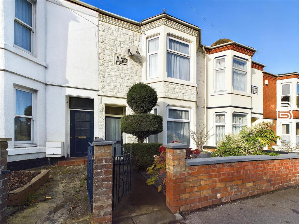 Murray Road, Rugby CV21 4 bed terraced house for sale - £300,000