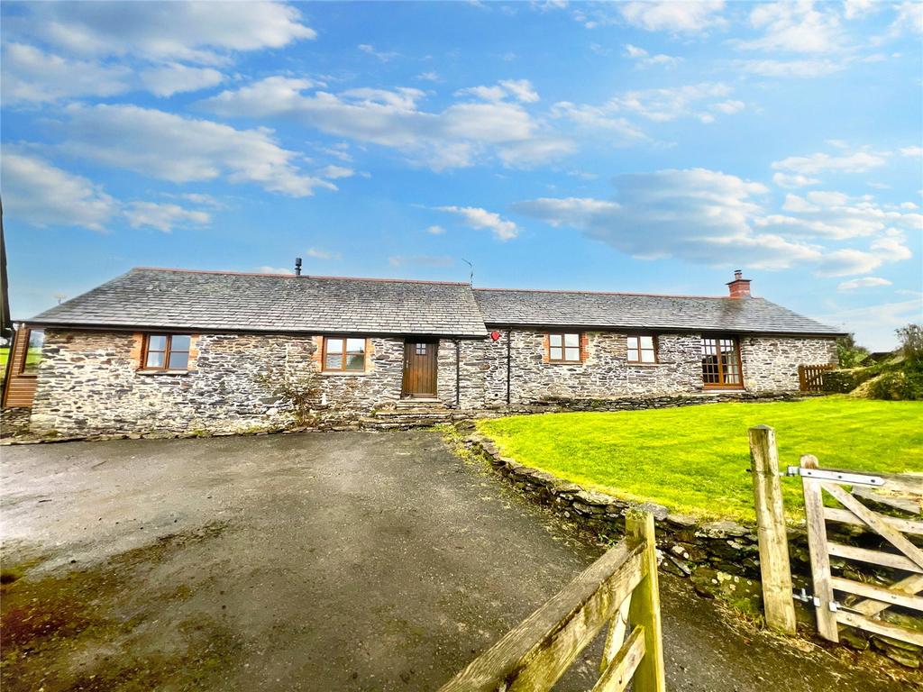 Heasley Mill, South Molton, Devon, EX36 2 bed bungalow - £995 pcm (£230 pw)
