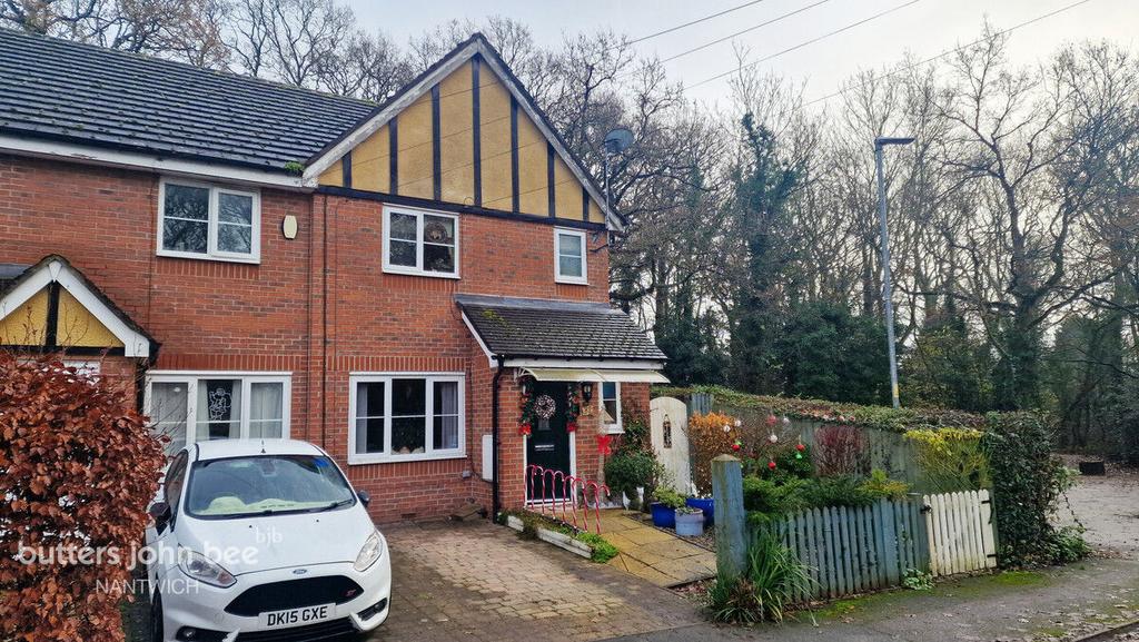 Beech Drive, Crewe 3 bed semi-detached house - £190,000