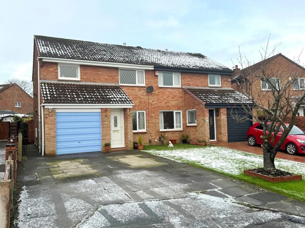 Honiton Grove, Manchester M26 3 bed semi-detached house - £239,950