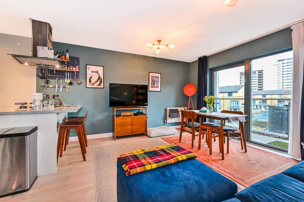 Lock House, Camden Town, London, NW1 1 bed flat - £500,000