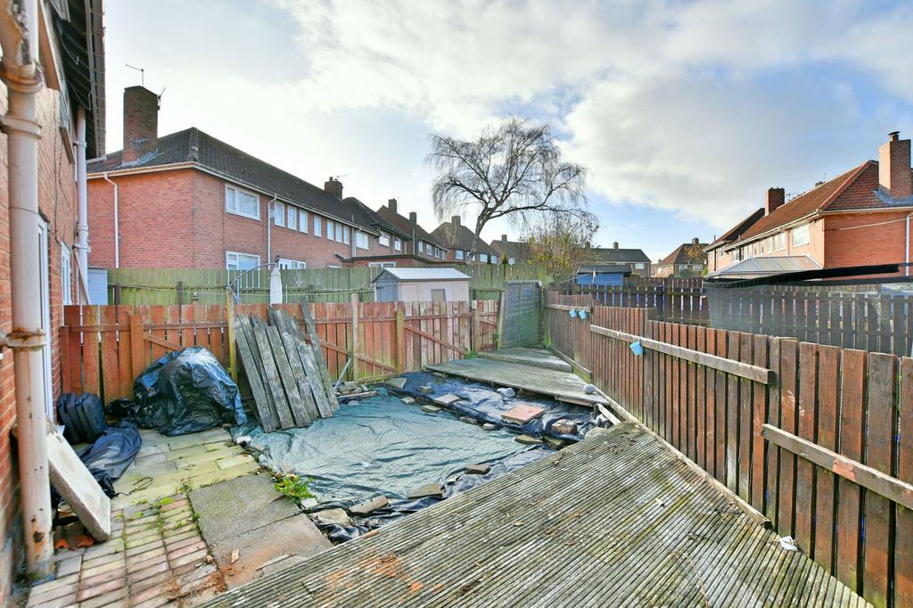 Cheviot Gardens, Lobley Hill 3 bed semi-detached house for sale - £130,000