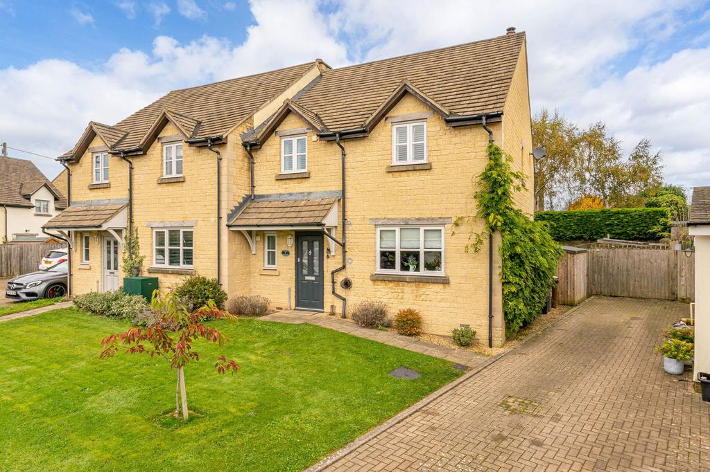 Beaufort View, Luckington 3 bed semi-detached house - £435,000