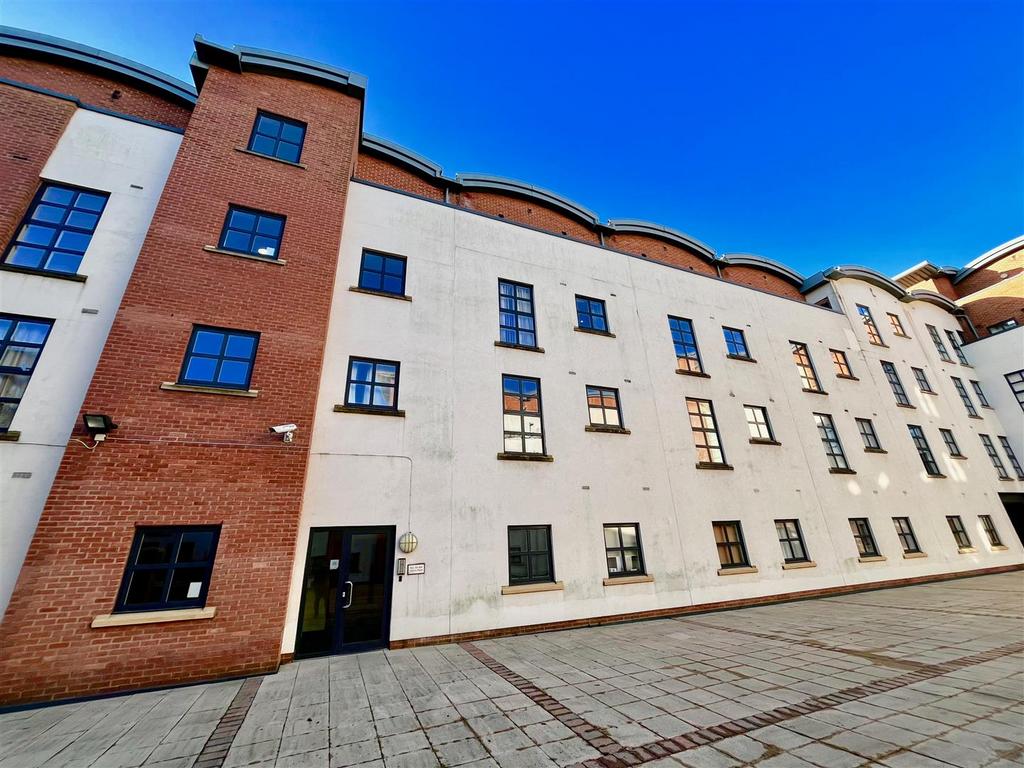 Curzon Place, Gateshead 2 bed apartment for sale - £119,950