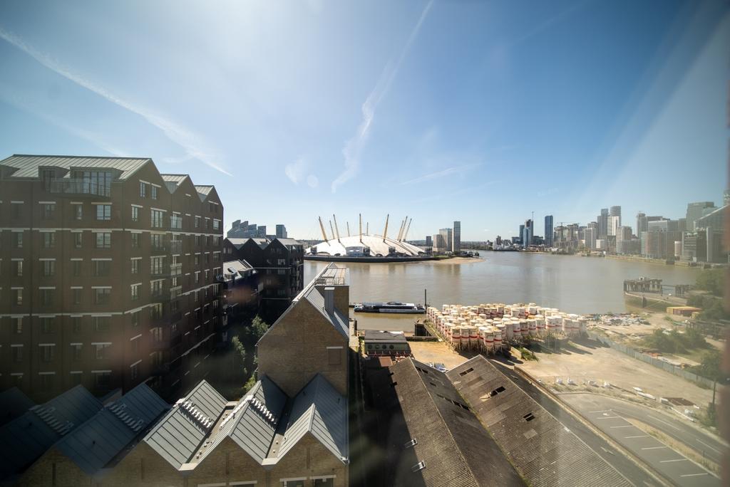 Goodluck Hope Walk London E14 3 bed apartment for sale - £1,065,000